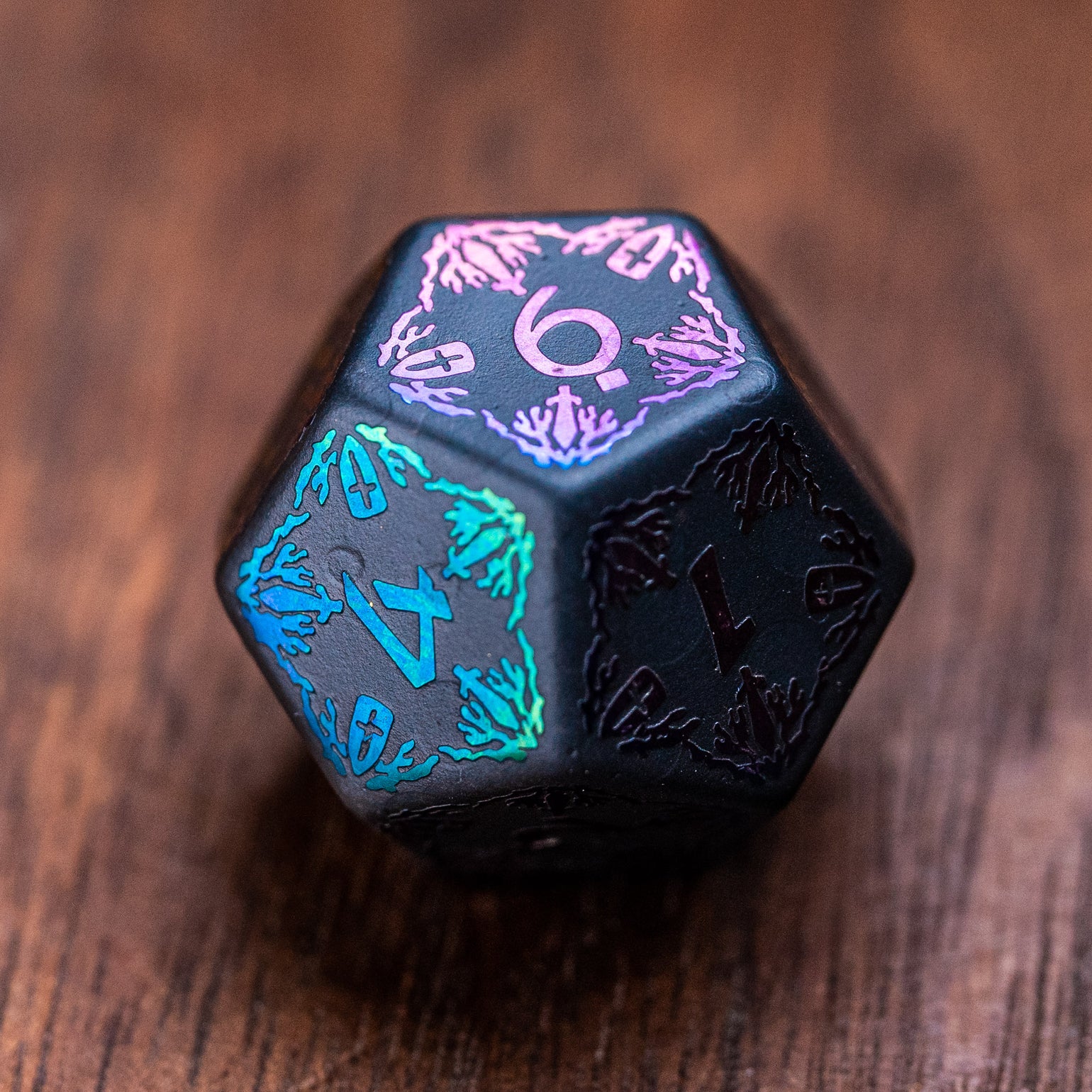 URWizards Hematite Raised Plating Dice Set Paladin – Urwizards